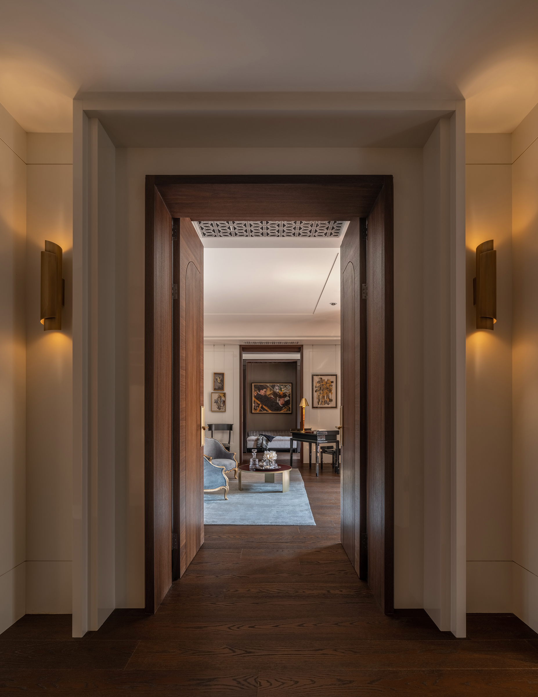 London Design Awards | Showroom / Exhibit TianTong 198 - Court...